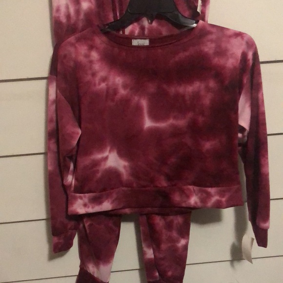 Jenni | Intimates & Sleepwear | Nwt Jenni Intimates Tye Dye Lounge Wear ...